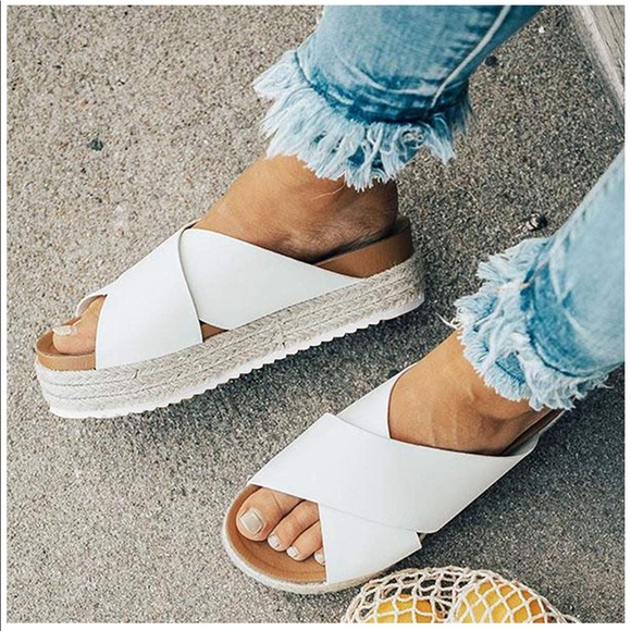 Shoes | Bnwt White Flatform Slide Sandals | Poshmark
